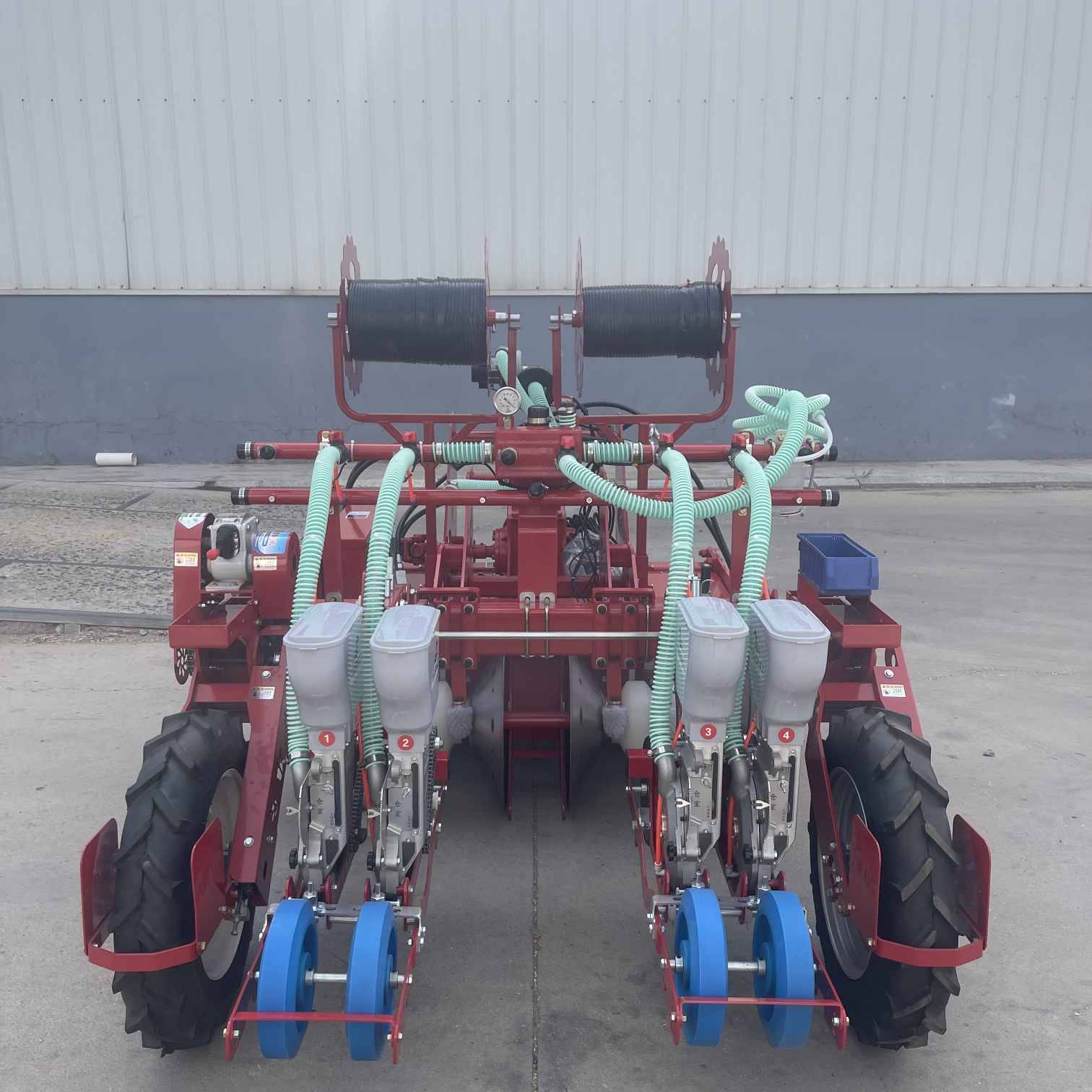 Effective 4 Rows Pneumatic Carrot Seeder - Onion Seeder ｜Carrot Seeder ...